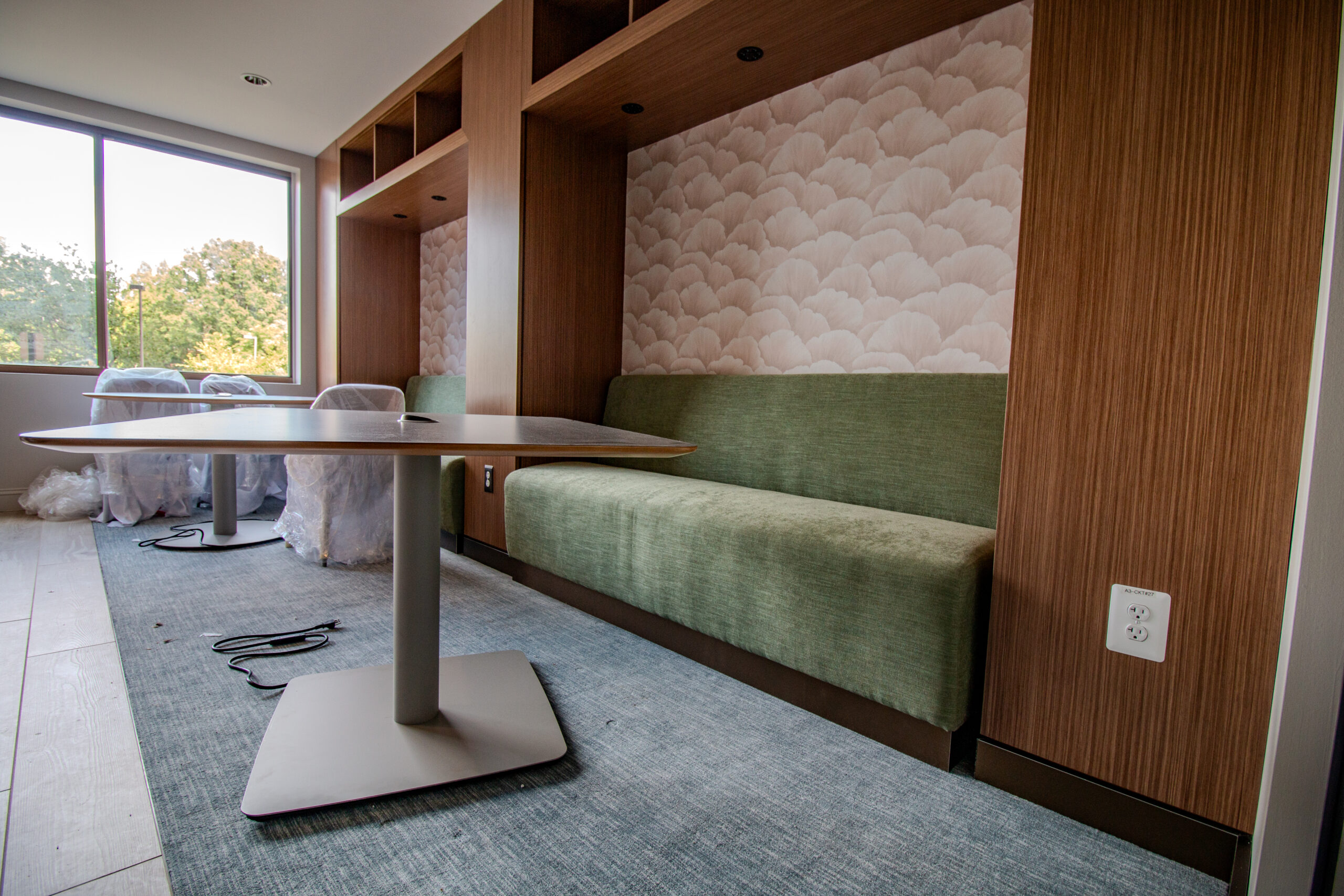 Atlanta, GA Commercial Millwork - Sixth Avenue Custom